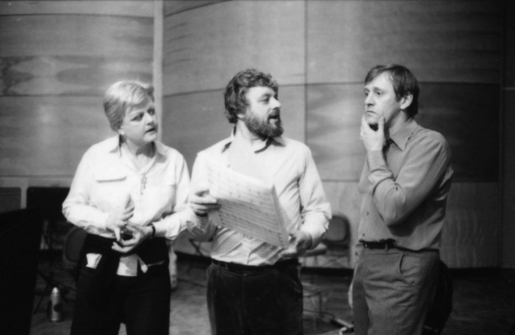 Broadway Legend Stephen Sondheim Dies At Age 91 | LATF USA NEWS