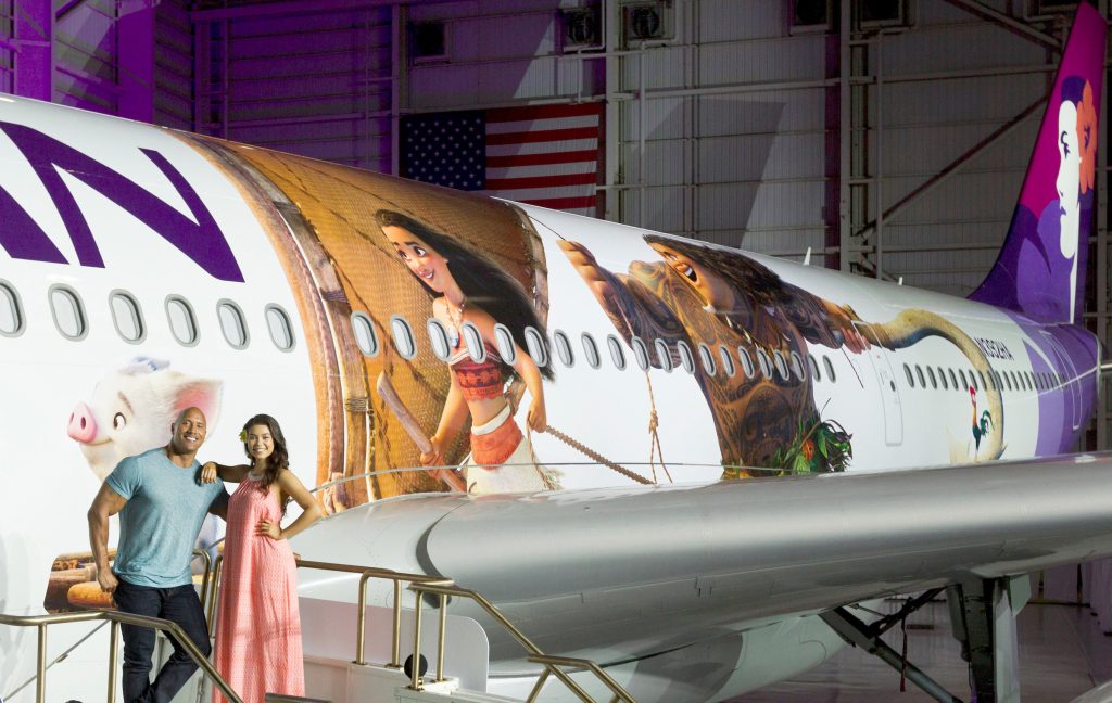 Hawaiian Airlines Reveals 'Moana' Plane With Dwayne Johnson | LATF USA NEWS