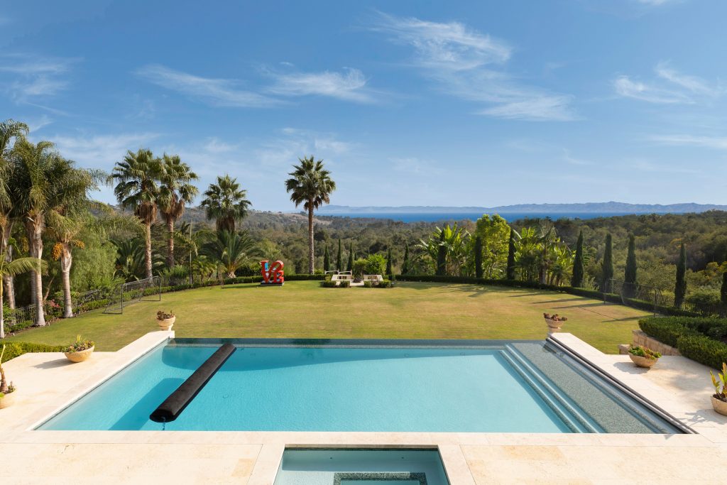 Step Inside Prince Harry and Meghan Markle's Montecito Mansion | LATF ...