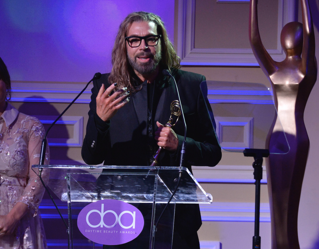 WEN by Chaz Dean Wins Big At QVC Customer Choice Beauty Awards | LATF ...
