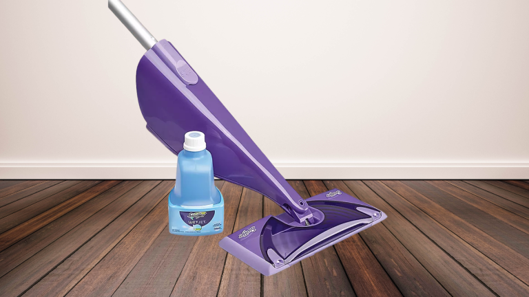 Swiffer WetJet Floor Mop Starter Kit: A Smarter Way to Clean Your ...