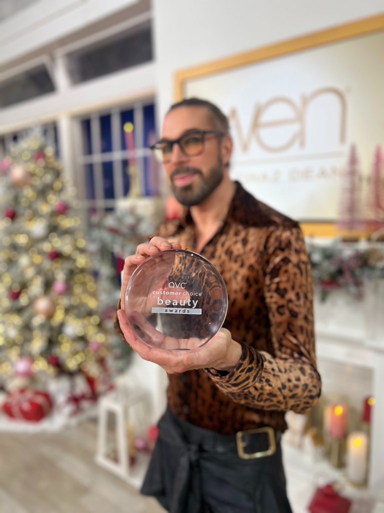WEN by Chaz Dean Wins Big at 2025 QVC Customer Choice Beauty Awards ...