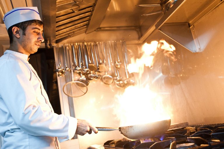 Food Network's new competition series brings 100 amateur cooks to the ...